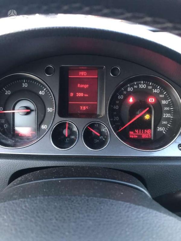Zaļš Volkswagen Passat 2008 Klaipėda, ar dzinēja tilpumu 1.90 L un nobraukumu 401 tūkst. km par 1500 €, foto 7 vietnē AUTOMOTO.COM.LV