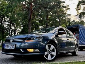 Zaļš Volkswagen Passat 2012 Alīta, ar dzinēja tilpumu 1.97 L un nobraukumu 329 tūkst. km par 6999 €, foto  vietnē AUTOMOTO.COM.LV