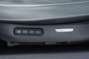 Zaļš Volkswagen Passat 2024 Mārupe, ar dzinēja tilpumu 1.50 L un nobraukumu 40 tūkst. km par 29900 €, foto 12 vietnē AUTOMOTO.COM.LV
