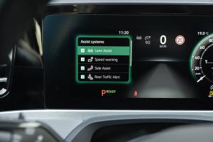 Zaļš Volkswagen Passat 2024 Mārupe, ar dzinēja tilpumu 1.50 L un nobraukumu 40 tūkst. km par 29900 €, foto 16 vietnē AUTOMOTO.COM.LV