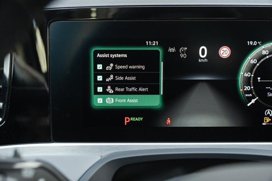 Zaļš Volkswagen Passat 2024 Mārupe, ar dzinēja tilpumu 1.50 L un nobraukumu 40 tūkst. km par 29900 €, foto 17 vietnē AUTOMOTO.COM.LV