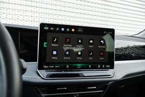 Zaļš Volkswagen Passat 2024 Mārupe, ar dzinēja tilpumu 1.50 L un nobraukumu 40 tūkst. km par 29900 €, foto 21 vietnē AUTOMOTO.COM.LV