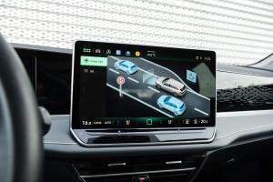 Zaļš Volkswagen Passat 2024 Mārupe, ar dzinēja tilpumu 1.50 L un nobraukumu 40 tūkst. km par 29900 €, foto 24 vietnē AUTOMOTO.COM.LV