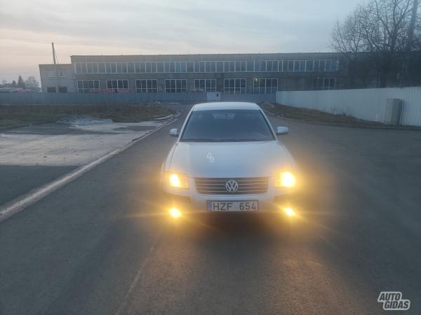 Pelēks Volkswagen Passat 2003 Jonava, ar dzinēja tilpumu 1.90 L un nobraukumu 415 tūkst. km par 1250 €, foto 2 vietnē AUTOMOTO.COM.LV