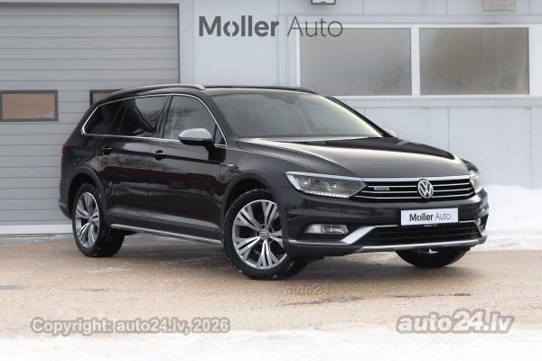 Grey Volkswagen Passat 2018 in Jelgava, with an engine capacity of 2.00 L and mileage of 165 thousand km for 21419 €, photo 1 on AUTOMOTO.COM.LV