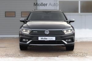 Grey Volkswagen Passat 2018 in Jelgava, with an engine capacity of 2.00 L and mileage of 165 thousand km for 21419 €, photo 3 on AUTOMOTO.COM.LV
