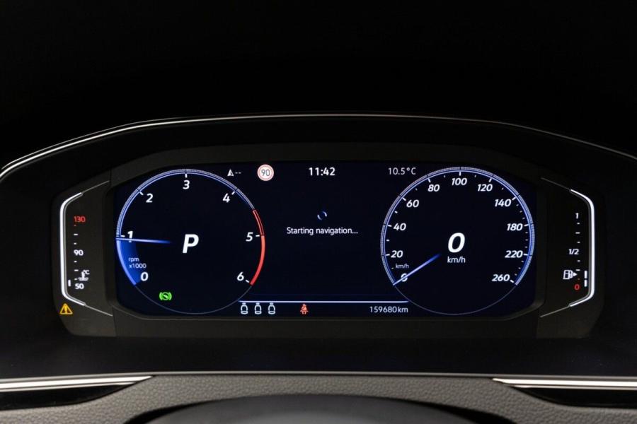 Pelēks Volkswagen Passat 2022 Jehvi, ar dzinēja tilpumu 2.00 L un nobraukumu 160 tūkst. km par 21700 €, foto 19 vietnē AUTOMOTO.COM.LV