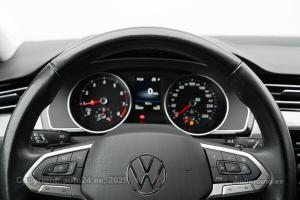 Grey Volkswagen Passat 2023 in Riga, with an engine capacity of 1.50 L and mileage of 60 thousand km for 21828 €, photo 9 on AUTOMOTO.COM.LV