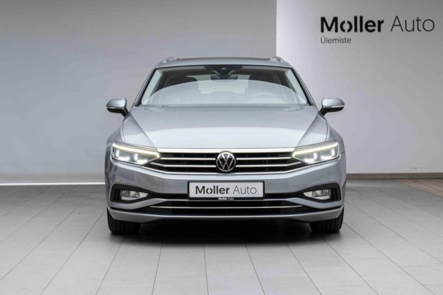 Grey Volkswagen Passat 2023 in Peetri, with an engine capacity of 2.00 L and mileage of 143 thousand km for 24900 €, photo 4 on AUTOMOTO.COM.LV