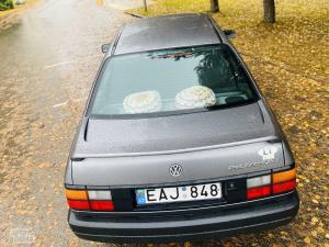 Pelēks Volkswagen Passat 1989 Alīta, ar dzinēja tilpumu 1.80 L un nobraukumu 105 tūkst. km par 2600 €, foto 10 vietnē AUTOMOTO.COM.LV