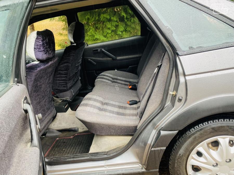 Pelēks Volkswagen Passat 1989 Alīta, ar dzinēja tilpumu 1.80 L un nobraukumu 105 tūkst. km par 2600 €, foto 14 vietnē AUTOMOTO.COM.LV