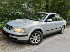 Pelēks Volkswagen Passat 1996 Viļņa, ar dzinēja tilpumu 1.60 L un nobraukumu 274 tūkst. km par 999 €, foto 15 vietnē AUTOMOTO.COM.LV