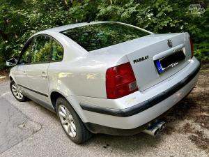 Pelēks Volkswagen Passat 1996 Viļņa, ar dzinēja tilpumu 1.60 L un nobraukumu 274 tūkst. km par 999 €, foto 18 vietnē AUTOMOTO.COM.LV