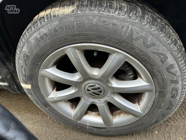 Grey Volkswagen Passat 1996 in Vilnius, with an engine capacity of 1.60 L and mileage of 274 thousand km for 599 €, photo 7 on AUTOMOTO.COM.LV