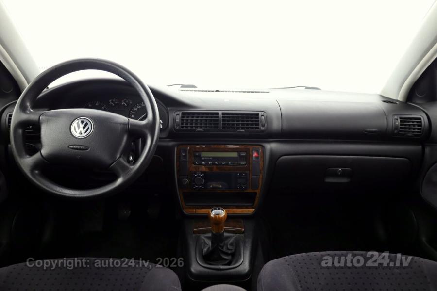 Pelēks Volkswagen Passat 1997 Tallina, ar dzinēja tilpumu 1.80 L un nobraukumu 293 tūkst. km par 699 €, foto 6 vietnē AUTOMOTO.COM.LV