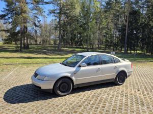 Grey Volkswagen Passat 1997 in Ignalina, with an engine capacity of 1.90 L and mileage of 526 thousand km for 850 €, photo  on AUTOMOTO.COM.LV