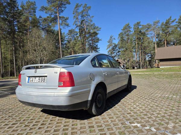 Pelēks Volkswagen Passat 1997 Ignalina, ar dzinēja tilpumu 1.90 L un nobraukumu 526 tūkst. km par 850 €, foto 10 vietnē AUTOMOTO.COM.LV