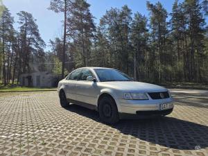 Grey Volkswagen Passat 1997 in Ignalina, with an engine capacity of 1.90 L and mileage of 526 thousand km for 850 €, photo 8 on AUTOMOTO.COM.LV