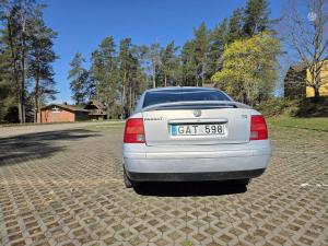 Grey Volkswagen Passat 1997 in Ignalina, with an engine capacity of 1.90 L and mileage of 526 thousand km for 850 €, photo 12 on AUTOMOTO.COM.LV