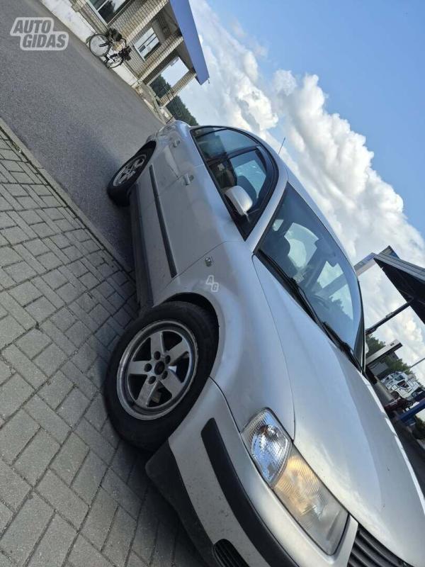 Pelēks Volkswagen Passat 1997 Šalčininkai, ar dzinēja tilpumu 1.90 L un nobraukumu 378 tūkst. km par 550 €, foto 3 vietnē AUTOMOTO.COM.LV