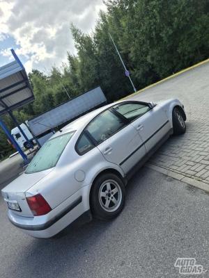 Pelēks Volkswagen Passat 1997 Šalčininkai, ar dzinēja tilpumu 1.90 L un nobraukumu 378 tūkst. km par 550 €, foto 4 vietnē AUTOMOTO.COM.LV