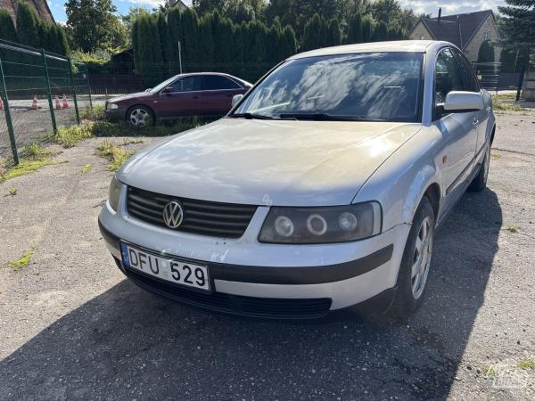 Фольксваген Пассат 1997 в Ионишкис на AUTOMOTO.COM.LV Серый Фольксваген Пассат 1997 в Ионишкис, объемом двигателя 1.90 л и пробегом 371 тыс. км за 300 €, фото 3 на AUTOMOTO.COM.LV