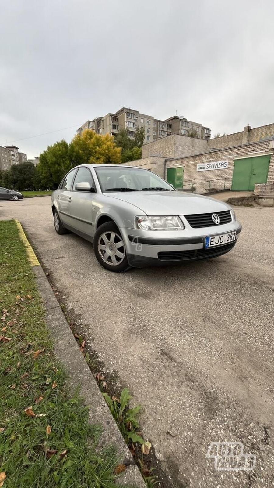 Grey Volkswagen Passat 1997 in Kaunas, with an engine capacity of 1.90 L and mileage of 544 thousand km for 1200 €, photo 3 on AUTOMOTO.COM.LV