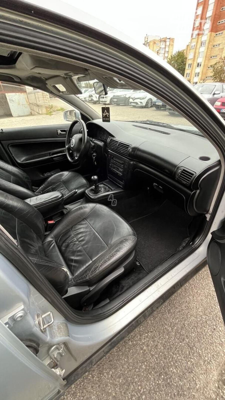 Grey Volkswagen Passat 1997 in Kaunas, with an engine capacity of 1.90 L and mileage of 544 thousand km for 1200 €, photo 9 on AUTOMOTO.COM.LV