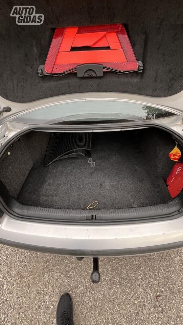 Pelēks Volkswagen Passat 1997 Kauņa, ar dzinēja tilpumu 1.90 L un nobraukumu 544 tūkst. km par 1200 €, foto 10 vietnē AUTOMOTO.COM.LV