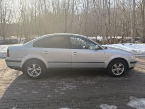 Grey Volkswagen Passat 1998 in Anyksciai, with an engine capacity of 1.90 L and mileage of 418 thousand km for 550 €, photo 7 on AUTOMOTO.COM.LV