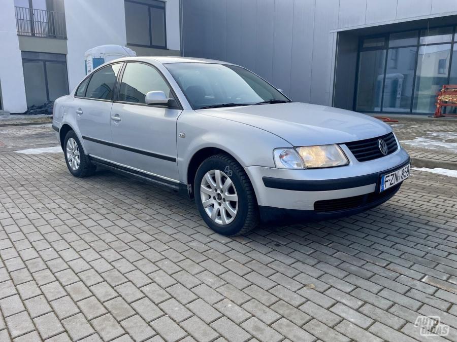Grey Volkswagen Passat 1998 in Vilnius, with an engine capacity of 1.90 L and mileage of 290 thousand km for 1050 €, photo 4 on AUTOMOTO.COM.LV
