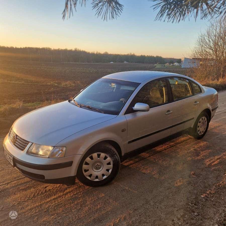 Grey Volkswagen Passat 1999 in Vilnius, with an engine capacity of 1.90 L and mileage of 337 thousand km for 1500 €, photo 1 on AUTOMOTO.COM.LV