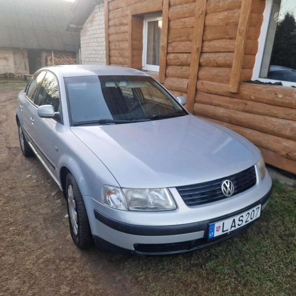 Grey Volkswagen Passat 1999 in Vilnius, with an engine capacity of 1.90 L and mileage of 337 thousand km for 1500 €, photo 3 on AUTOMOTO.COM.LV