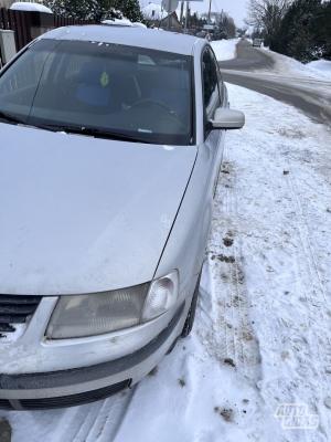 Grey Volkswagen Passat 1999 in Siauliai, with an engine capacity of 1.90 L and mileage of 299 thousand km for 700 €, photo  on AUTOMOTO.COM.LV