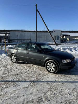 Grey Volkswagen Passat 1999 in Kaunas, with an engine capacity of 1.90 L and mileage of 378 thousand km for 750 €, photo  on AUTOMOTO.COM.LV