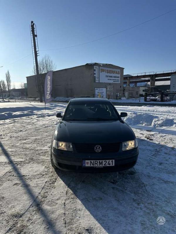Grey Volkswagen Passat 1999 in Kaunas, with an engine capacity of 1.90 L and mileage of 378 thousand km for 750 €, photo 7 on AUTOMOTO.COM.LV
