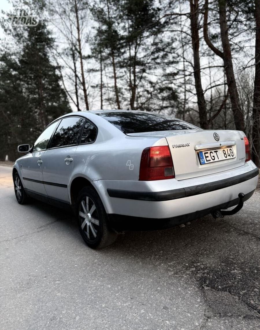 Pelēks Volkswagen Passat 1999 Vievis, ar dzinēja tilpumu 1.90 L un nobraukumu 490 tūkst. km par 850 €, foto 11 vietnē AUTOMOTO.COM.LV