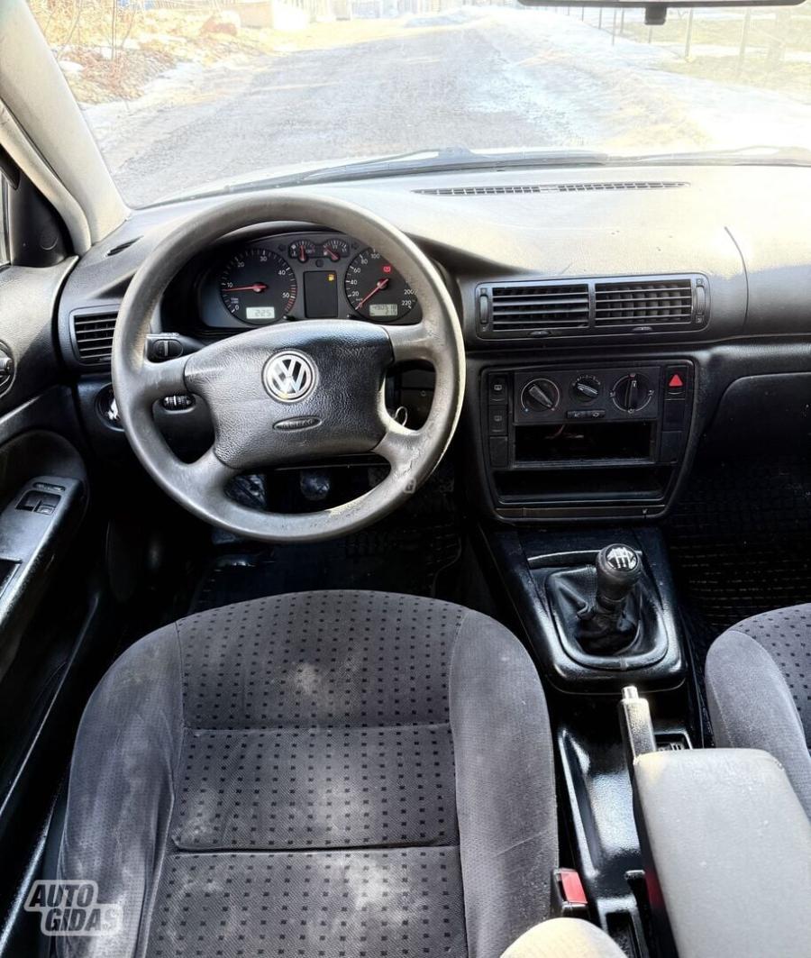 Pelēks Volkswagen Passat 1999 Vievis, ar dzinēja tilpumu 1.90 L un nobraukumu 490 tūkst. km par 850 €, foto 16 vietnē AUTOMOTO.COM.LV