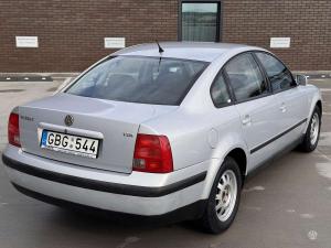 Pelēks Volkswagen Passat 1999 Viļņa, ar dzinēja tilpumu 1.90 L un nobraukumu 300 tūkst. km par 1400 €, foto 6 vietnē AUTOMOTO.COM.LV