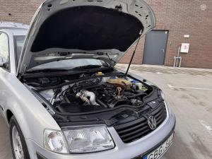 Pelēks Volkswagen Passat 1999 Viļņa, ar dzinēja tilpumu 1.90 L un nobraukumu 300 tūkst. km par 1400 €, foto 15 vietnē AUTOMOTO.COM.LV