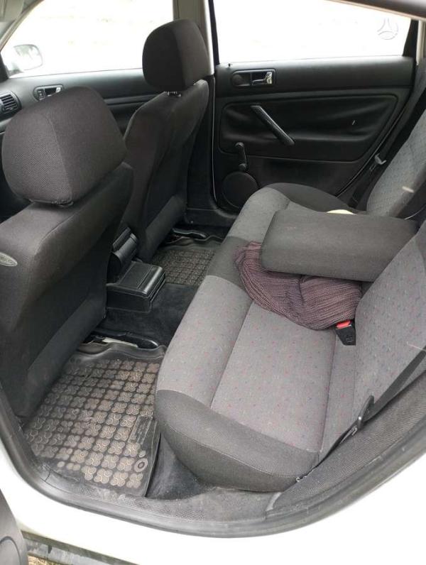 Grey Volkswagen Passat 1999 in Vilnius, with an engine capacity of 1.90 L and mileage of 359 thousand km for 600 €, photo 6 on AUTOMOTO.COM.LV
