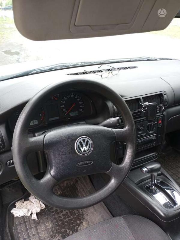 Grey Volkswagen Passat 1999 in Vilnius, with an engine capacity of 1.90 L and mileage of 359 thousand km for 600 €, photo 7 on AUTOMOTO.COM.LV
