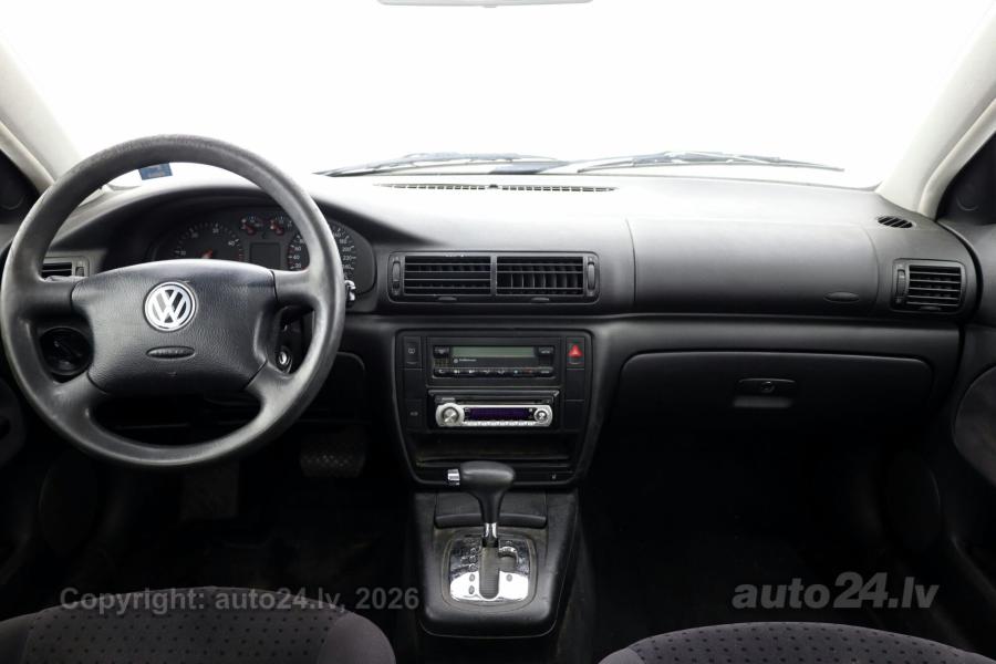 Pelēks Volkswagen Passat 2000 Tallina, ar dzinēja tilpumu 2.50 L un nobraukumu 216 tūkst. km par 799 €, foto 6 vietnē AUTOMOTO.COM.LV