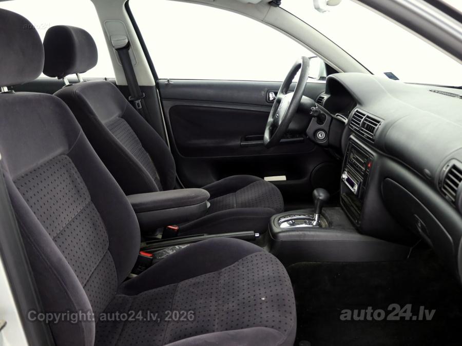 Pelēks Volkswagen Passat 2000 Tallina, ar dzinēja tilpumu 2.50 L un nobraukumu 216 tūkst. km par 799 €, foto 7 vietnē AUTOMOTO.COM.LV