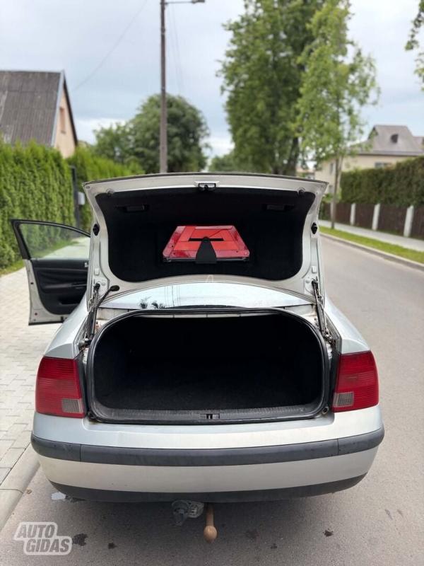 Pelēks Volkswagen Passat 2000 Viļņa, ar dzinēja tilpumu 1.90 L un nobraukumu 297 tūkst. km par 1350 €, foto 7 vietnē AUTOMOTO.COM.LV