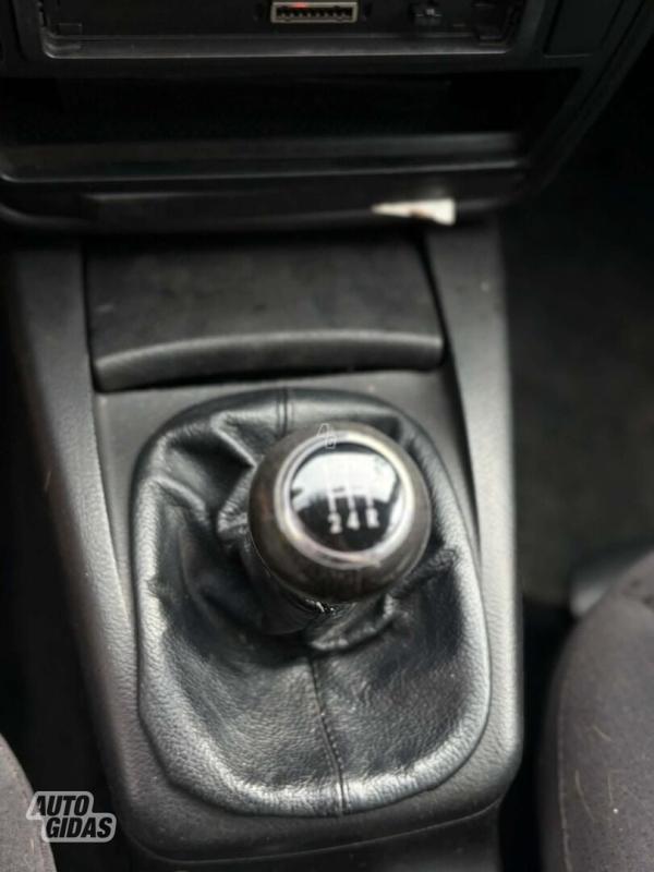 Pelēks Volkswagen Passat 2000 Viļņa, ar dzinēja tilpumu 1.90 L un nobraukumu 297 tūkst. km par 1350 €, foto 9 vietnē AUTOMOTO.COM.LV
