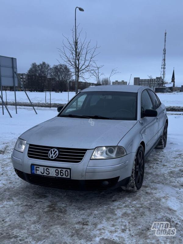 Grey Volkswagen Passat 2001 in Mazeikiai, with an engine capacity of 2.00 L and mileage of 387 thousand km for 1400 €, photo 1 on AUTOMOTO.COM.LV