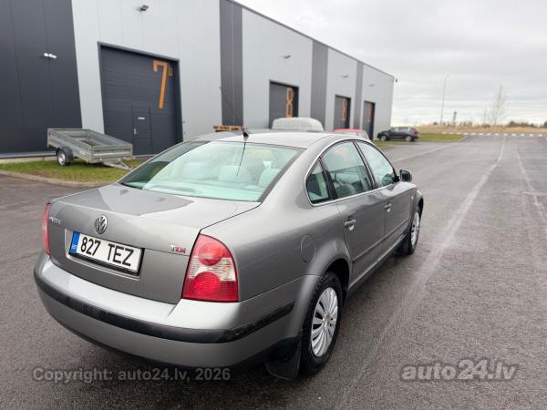Pelēks Volkswagen Passat 2001 Tallina, ar dzinēja tilpumu 1.90 L un nobraukumu 309 tūkst. km par 2300 €, foto 4 vietnē AUTOMOTO.COM.LV