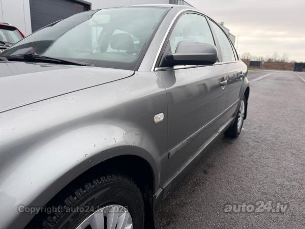 Pelēks Volkswagen Passat 2001 Tallina, ar dzinēja tilpumu 1.90 L un nobraukumu 309 tūkst. km par 2300 €, foto 10 vietnē AUTOMOTO.COM.LV
