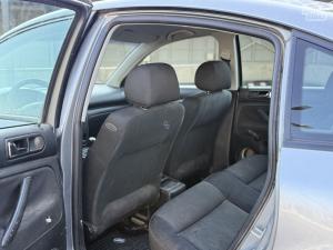 Grey Volkswagen Passat 2001 in Vilnius, with an engine capacity of 1.90 L and mileage of 350 thousand km for 1200 €, photo 7 on AUTOMOTO.COM.LV